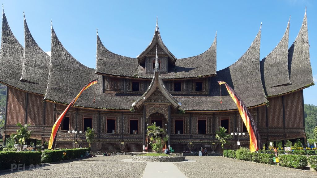 Batusangkar dan Tanah Datar 15 Tempat Wisata Rekomendasi